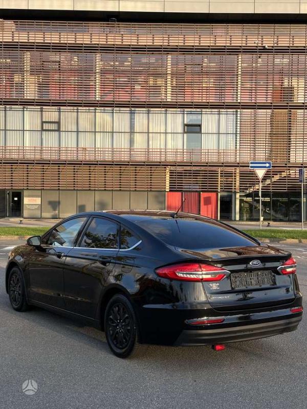 Black Ford Fusion 2019 in Klaipeda, with an engine capacity of 2.49 L and mileage of 79 thousand km for 10900 €, photo 6 on AUTOMOTO.COM.LV