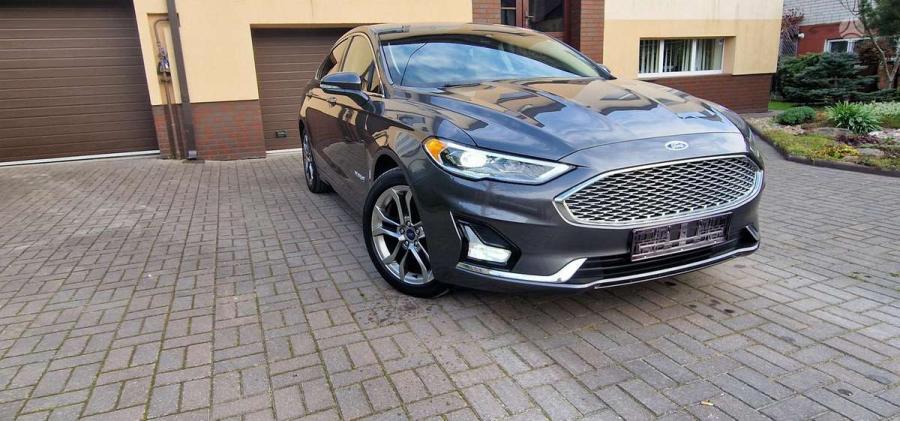 Melns Ford Fusion 2019 Šauļi, ar dzinēja tilpumu 2.00 L un nobraukumu 138 tūkst. km par 13900 €, foto 3 vietnē AUTOMOTO.COM.LV