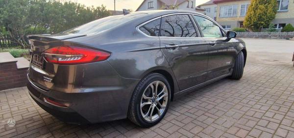 Melns Ford Fusion 2019 Šauļi, ar dzinēja tilpumu 2.00 L un nobraukumu 138 tūkst. km par 13900 €, foto 5 vietnē AUTOMOTO.COM.LV