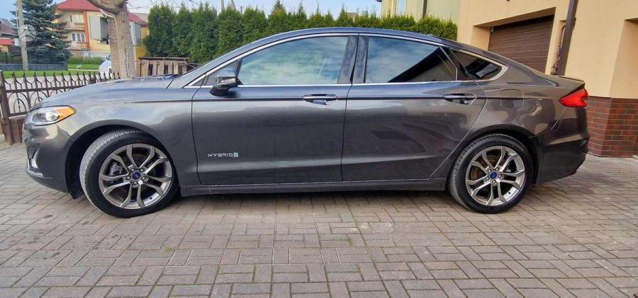 Melns Ford Fusion 2019 Šauļi, ar dzinēja tilpumu 2.00 L un nobraukumu 138 tūkst. km par 13900 €, foto 10 vietnē AUTOMOTO.COM.LV