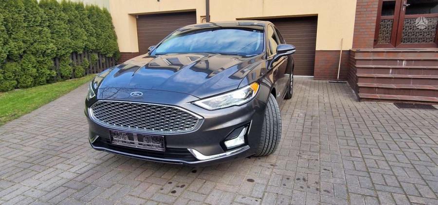 Melns Ford Fusion 2019 Šauļi, ar dzinēja tilpumu 2.00 L un nobraukumu 138 tūkst. km par 13900 €, foto 13 vietnē AUTOMOTO.COM.LV