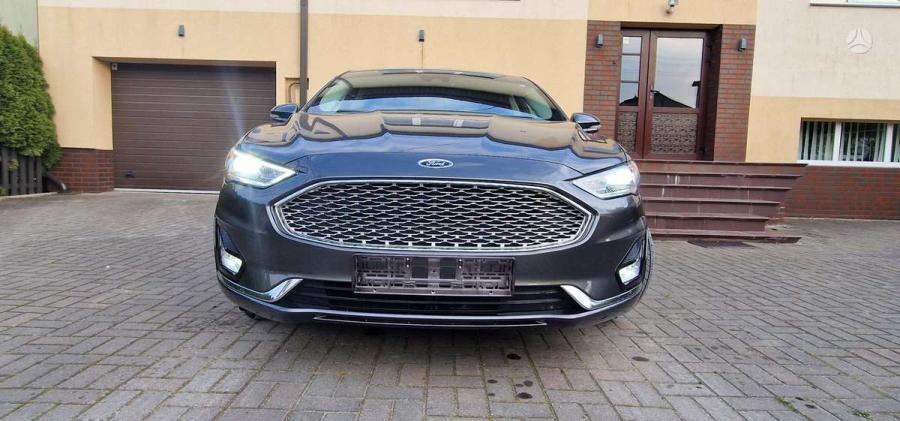 Melns Ford Fusion 2019 Šauļi, ar dzinēja tilpumu 2.00 L un nobraukumu 138 tūkst. km par 13900 €, foto 14 vietnē AUTOMOTO.COM.LV
