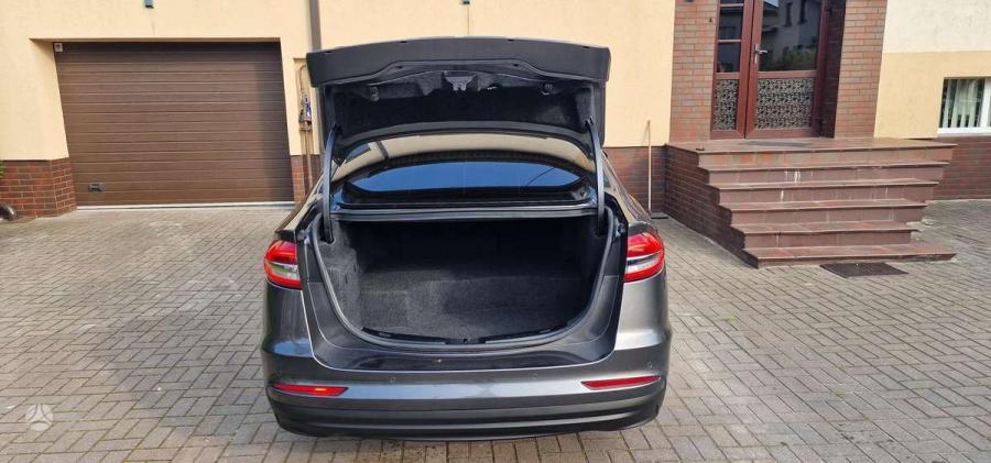 Melns Ford Fusion 2019 Šauļi, ar dzinēja tilpumu 2.00 L un nobraukumu 138 tūkst. km par 13900 €, foto 19 vietnē AUTOMOTO.COM.LV