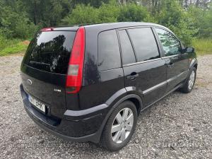 Melns Ford Fusion 2004 Tallina, ar dzinēja tilpumu 1.40 L un nobraukumu 205 tūkst. km par 1900 €, foto 4 vietnē AUTOMOTO.COM.LV