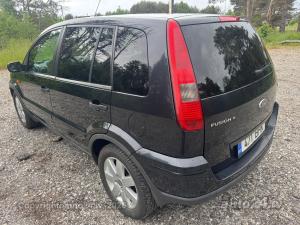 Melns Ford Fusion 2004 Tallina, ar dzinēja tilpumu 1.40 L un nobraukumu 205 tūkst. km par 1900 €, foto 5 vietnē AUTOMOTO.COM.LV