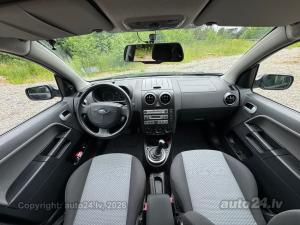 Melns Ford Fusion 2004 Tallina, ar dzinēja tilpumu 1.40 L un nobraukumu 205 tūkst. km par 1900 €, foto 13 vietnē AUTOMOTO.COM.LV