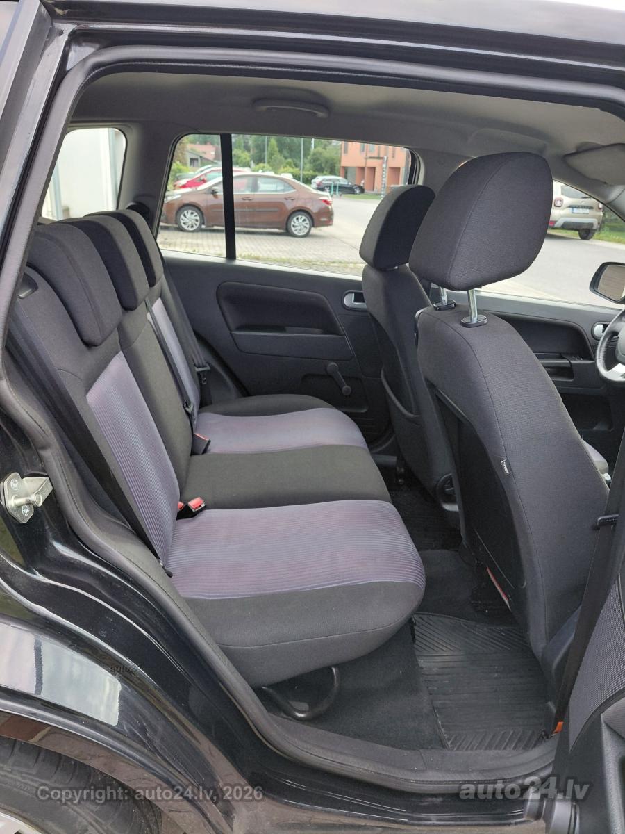 Melns Ford Fusion 2012 Tallina, ar dzinēja tilpumu 1.40 L un nobraukumu 138 tūkst. km par 2300 €, foto 9 vietnē AUTOMOTO.COM.LV