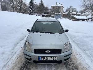 Zils Ford Fusion 2004 Viļņa, ar dzinēja tilpumu 1.40 L un nobraukumu 176 tūkst. km par 1150 €, foto  vietnē AUTOMOTO.COM.LV