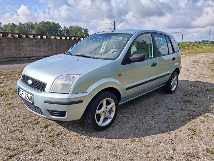 Blue Ford Fusion 2004 in Tukums, with an engine capacity of 1.40 L and mileage of 186 thousand km for 2490 €, photo 1 on AUTOMOTO.COM.LV