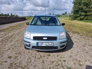 Blue Ford Fusion 2004 in Tukums, with an engine capacity of 1.40 L and mileage of 186 thousand km for 2490 €, photo 4 on AUTOMOTO.COM.LV