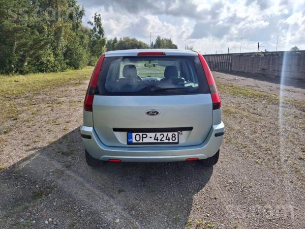 Zils Ford Fusion 2004 Tukums, ar dzinēja tilpumu 1.40 L un nobraukumu 186 tūkst. km par 2490 €, foto 7 vietnē AUTOMOTO.COM.LV