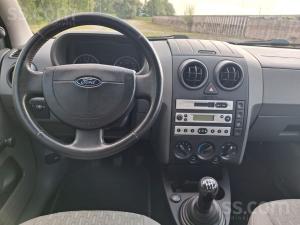 Blue Ford Fusion 2004 in Tukums, with an engine capacity of 1.40 L and mileage of 186 thousand km for 2490 €, photo 12 on AUTOMOTO.COM.LV