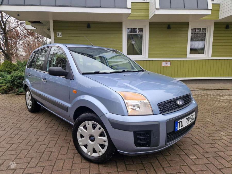 Blue Ford Fusion 2006 in Prienai, with an engine capacity of 1.39 L and mileage of 235 thousand km for 2250 €, photo 1 on AUTOMOTO.COM.LV