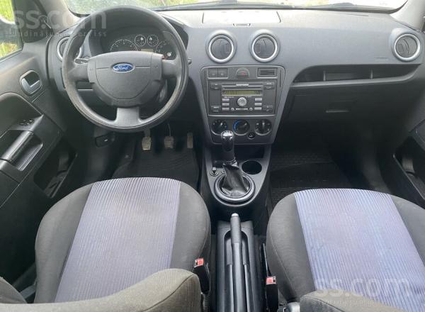 Zils Ford Fusion 2006 Jelgava, ar dzinēja tilpumu 1.40 L un nobraukumu 224 tūkst. km par 2100 €, foto 4 vietnē AUTOMOTO.COM.LV