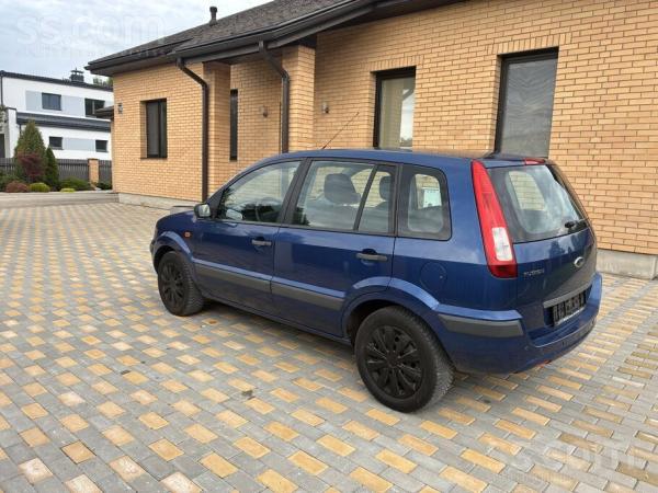 Zils Ford Fusion 2007 Rīga, ar dzinēja tilpumu 1.60 L un nobraukumu 0 tūkst. km par 3590 €, foto 8 vietnē AUTOMOTO.COM.LV