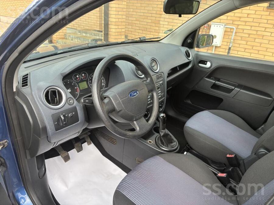 Zils Ford Fusion 2007 Rīga, ar dzinēja tilpumu 1.60 L un nobraukumu 0 tūkst. km par 3590 €, foto 11 vietnē AUTOMOTO.COM.LV
