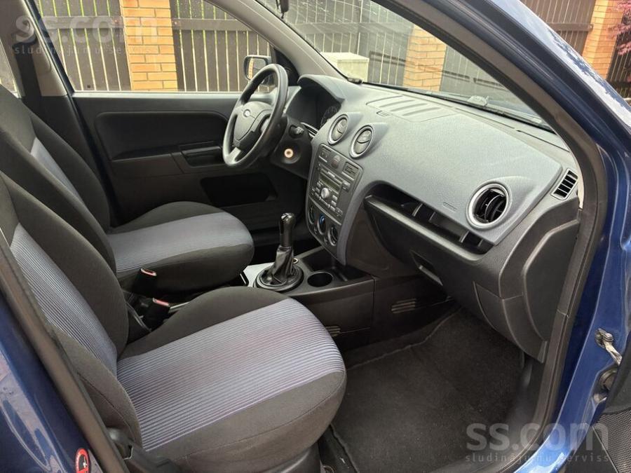 Zils Ford Fusion 2007 Rīga, ar dzinēja tilpumu 1.60 L un nobraukumu 0 tūkst. km par 3590 €, foto 16 vietnē AUTOMOTO.COM.LV