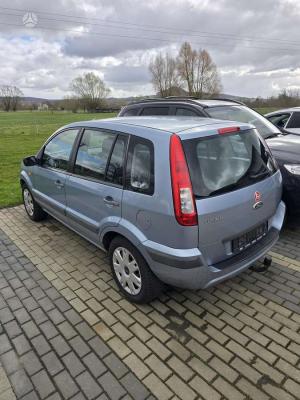 Zils Ford Fusion 2007 Panevēža, ar dzinēja tilpumu 1.40 L un nobraukumu 140 tūkst. km par 1000 €, foto 6 vietnē AUTOMOTO.COM.LV