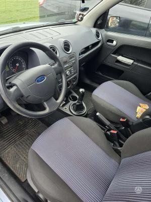 Zils Ford Fusion 2007 Panevēža, ar dzinēja tilpumu 1.40 L un nobraukumu 140 tūkst. km par 1000 €, foto 10 vietnē AUTOMOTO.COM.LV