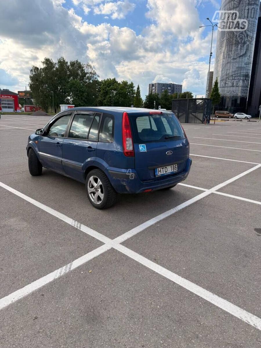Zils Ford Fusion 2008 Kauņa, ar dzinēja tilpumu 1.40 L un nobraukumu 181 tūkst. km par 2100 €, foto 6 vietnē AUTOMOTO.COM.LV