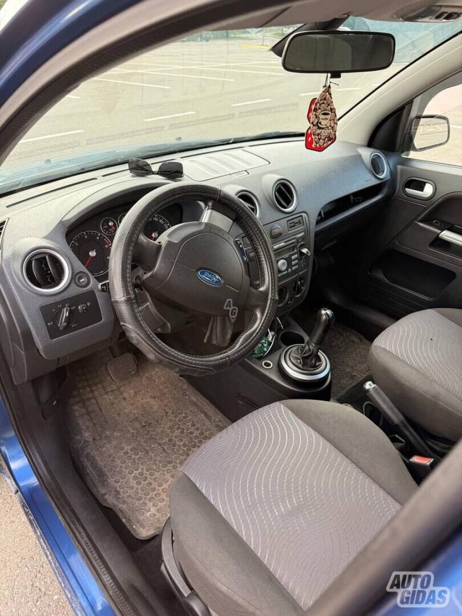 Zils Ford Fusion 2008 Kauņa, ar dzinēja tilpumu 1.40 L un nobraukumu 181 tūkst. km par 2100 €, foto 11 vietnē AUTOMOTO.COM.LV