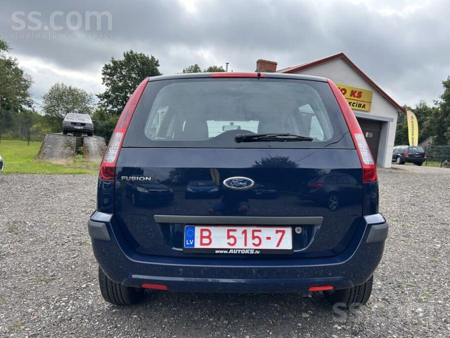 Zils Ford Fusion 2009 Limbaži, ar dzinēja tilpumu 1.40 L un nobraukumu 181 tūkst. km par 3150 €, foto 6 vietnē AUTOMOTO.COM.LV