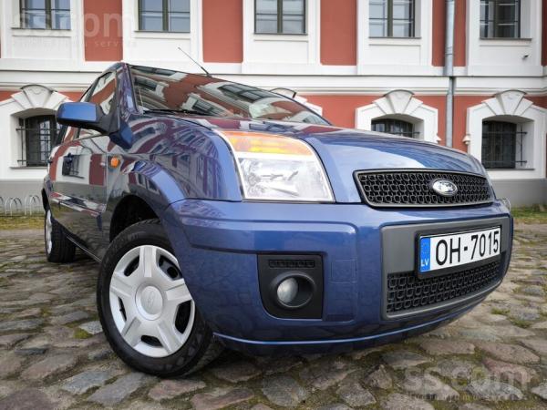 Синий Форд Фьюжн 2010 в Елгава, объемом двигателя 1.40 л и пробегом 175 тыс. км за 3750 €, фото 4 на AUTOMOTO.COM.LV
