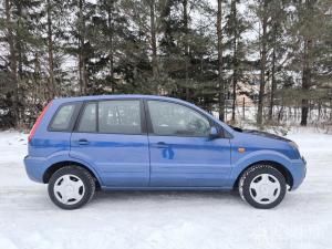 Blue Ford Fusion 2010 in Jelgava, with an engine capacity of 1.40 L and mileage of 175 thousand km for 3999 €, photo 9 on AUTOMOTO.COM.LV