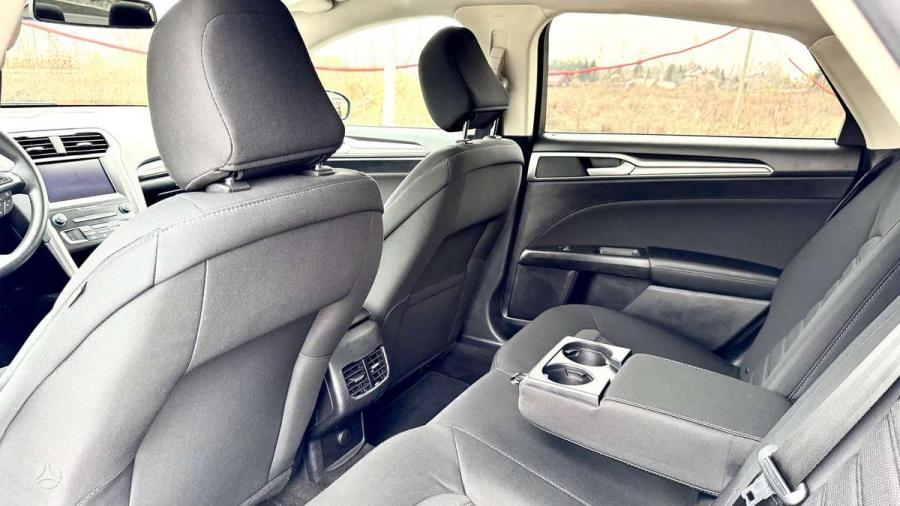 Blue Ford Fusion 2020 in Vilnius, with an engine capacity of 1.99 L and mileage of 164 thousand km for 13500 €, photo 14 on AUTOMOTO.COM.LV