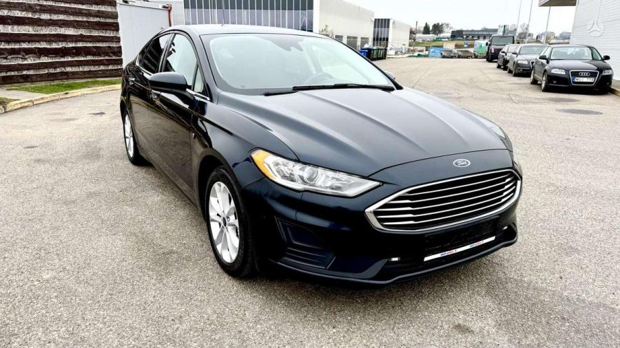 Blue Ford Fusion 2020 in Vilnius, with an engine capacity of 1.99 L and mileage of 164 thousand km for 13500 €, photo 4 on AUTOMOTO.COM.LV