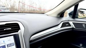 Blue Ford Fusion 2020 in Vilnius, with an engine capacity of 1.99 L and mileage of 164 thousand km for 13500 €, photo 23 on AUTOMOTO.COM.LV
