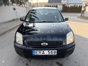 Blue Ford Fusion 2004 in Kaunas, with an engine capacity of 1.40 L and mileage of 400 thousand km for 1250 €, photo 4 on AUTOMOTO.COM.LV