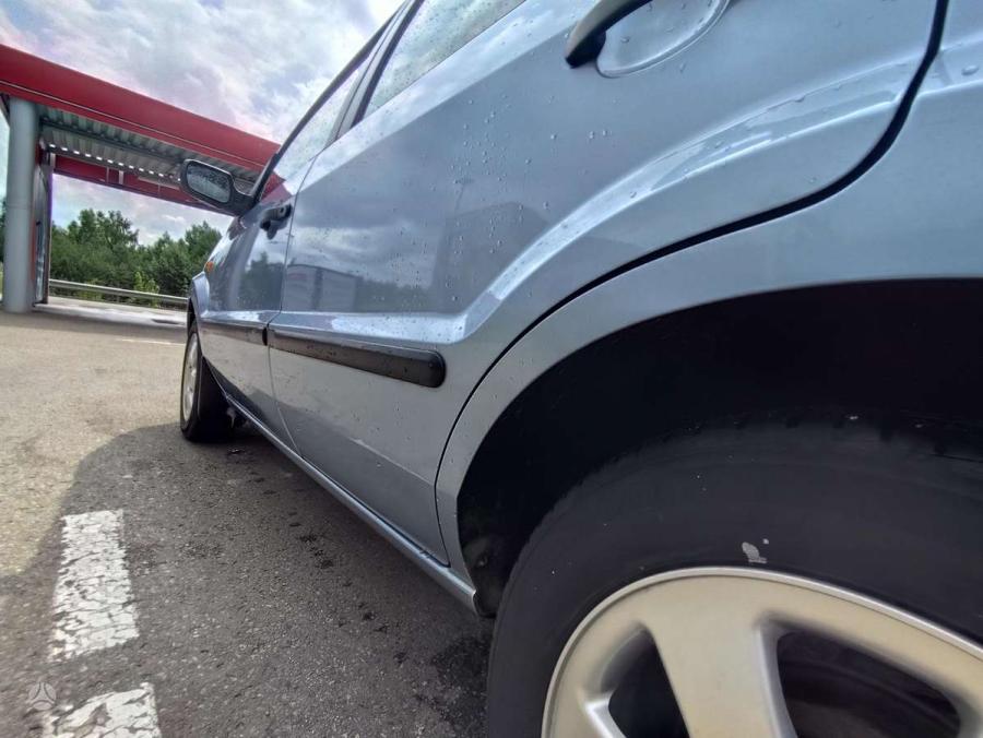 Zils Ford Fusion 2005 Viļņa, ar dzinēja tilpumu 1.60 L un nobraukumu 150 tūkst. km par 2499 €, foto 7 vietnē AUTOMOTO.COM.LV