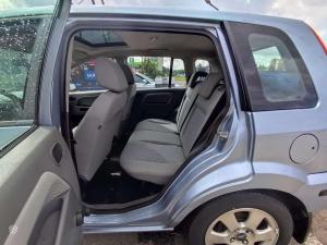 Zils Ford Fusion 2005 Viļņa, ar dzinēja tilpumu 1.60 L un nobraukumu 150 tūkst. km par 2499 €, foto 8 vietnē AUTOMOTO.COM.LV