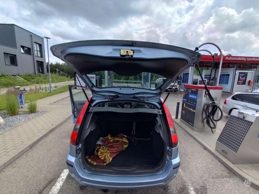 Zils Ford Fusion 2005 Viļņa, ar dzinēja tilpumu 1.60 L un nobraukumu 150 tūkst. km par 2499 €, foto 22 vietnē AUTOMOTO.COM.LV