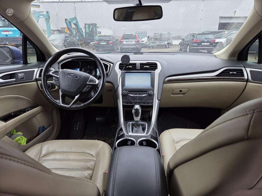 Blue Ford Fusion 2013 in Vilnius, with an engine capacity of 2.00 L and mileage of 346 thousand km for 2000 €, photo 3 on AUTOMOTO.COM.LV