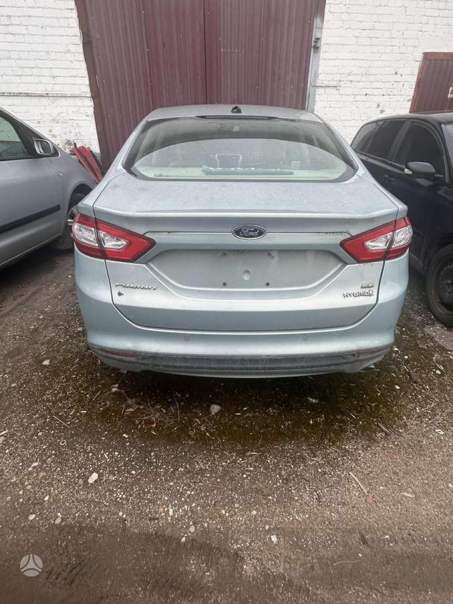 Zils Ford Fusion 2014 Prienai, ar dzinēja tilpumu 2.00 L un nobraukumu 281 tūkst. km par 3000 €, foto 5 vietnē AUTOMOTO.COM.LV