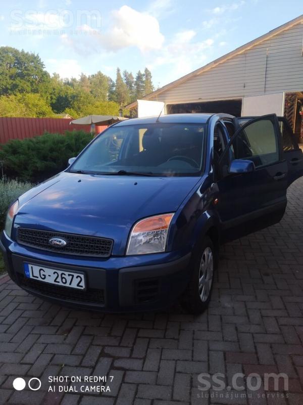 Blue Ford Fusion 2007 in Kraslava, with an engine capacity of 1.40 L and mileage of 250 thousand km for 1900 €, photo 1 on AUTOMOTO.COM.LV