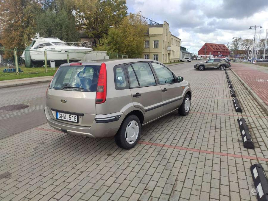 Brown Ford Fusion 2004 in Klaipeda, with an engine capacity of 1.39 L and mileage of 204 thousand km for 1200 €, photo 5 on AUTOMOTO.COM.LV