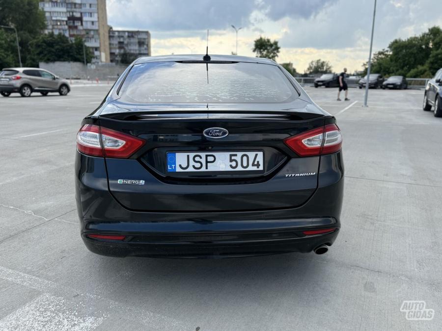 Zaļš Ford Fusion 2017 Viļņa, ar dzinēja tilpumu 2.00 L un nobraukumu 240 tūkst. km par 4999 €, foto 5 vietnē AUTOMOTO.COM.LV