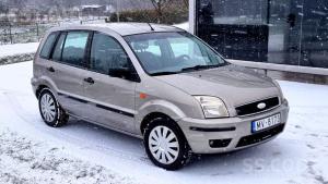 Pelēks Ford Fusion 2003 Cēsis, ar dzinēja tilpumu 1.40 L un nobraukumu 226 tūkst. km par 1400 €, foto  vietnē AUTOMOTO.COM.LV