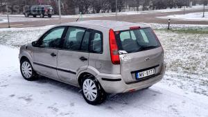 Grey Ford Fusion 2003 in Cesis, with an engine capacity of 1.40 L and mileage of 226 thousand km for 1400 €, photo 5 on AUTOMOTO.COM.LV