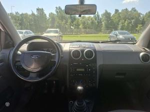 Grey Ford Fusion 2003 in Siauliai, with an engine capacity of 1.40 L and mileage of 180 thousand km for 1150 €, photo 8 on AUTOMOTO.COM.LV