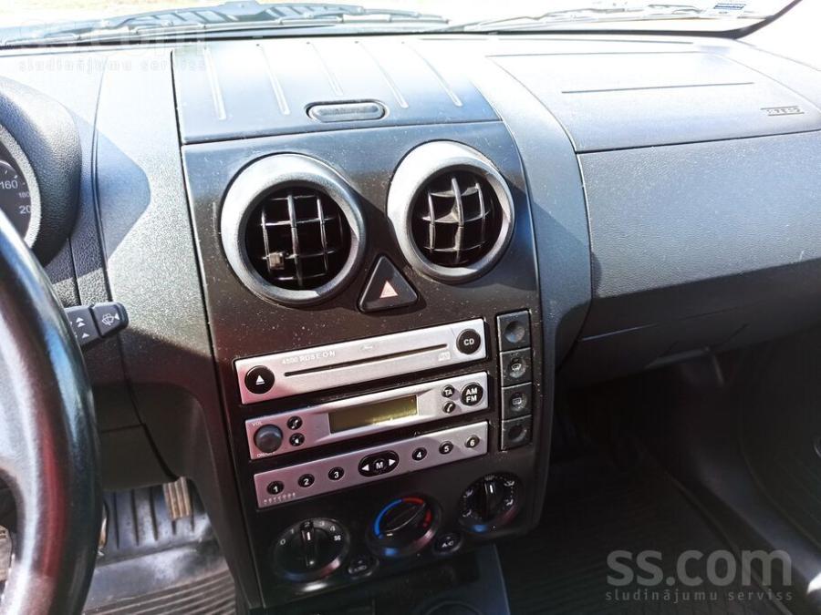 Grey Ford Fusion 2004 in Daugavpils, with an engine capacity of 1.40 L and mileage of 0 thousand km for 1800 €, photo 21 on AUTOMOTO.COM.LV