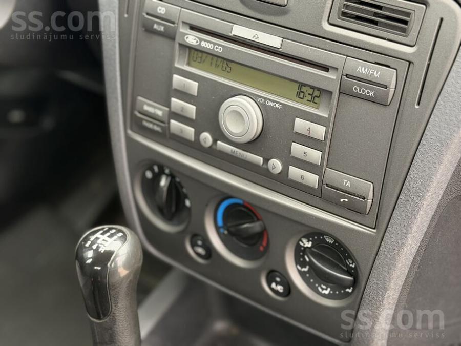 Pelēks Ford Fusion 2006 Rīga, ar dzinēja tilpumu 1.60 L un nobraukumu 178 tūkst. km par 1950 €, foto 8 vietnē AUTOMOTO.COM.LV