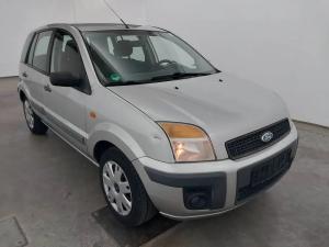 Grey Ford Fusion 2006 in Limbazi, with an engine capacity of 1.40 L and mileage of 168 thousand km for 2550 €, photo 5 on AUTOMOTO.COM.LV