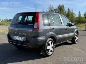Pelēks Ford Fusion 2006 Liepāja, ar dzinēja tilpumu 1.40 L un nobraukumu 203 tūkst. km par 2490 €, foto 3 vietnē AUTOMOTO.COM.LV