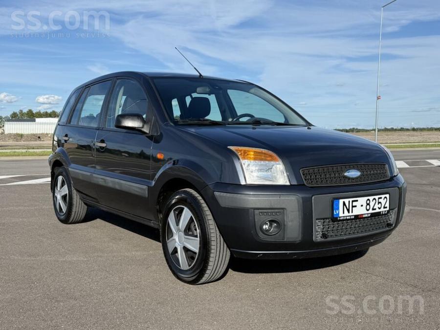 Pelēks Ford Fusion 2006 Liepāja, ar dzinēja tilpumu 1.40 L un nobraukumu 203 tūkst. km par 2490 €, foto 4 vietnē AUTOMOTO.COM.LV