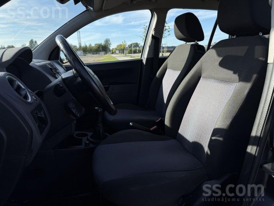 Pelēks Ford Fusion 2006 Liepāja, ar dzinēja tilpumu 1.40 L un nobraukumu 203 tūkst. km par 2490 €, foto 13 vietnē AUTOMOTO.COM.LV