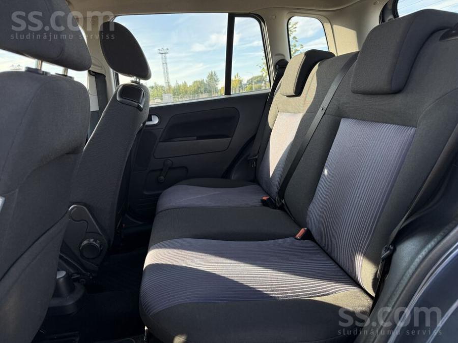 Pelēks Ford Fusion 2006 Liepāja, ar dzinēja tilpumu 1.40 L un nobraukumu 203 tūkst. km par 2490 €, foto 14 vietnē AUTOMOTO.COM.LV
